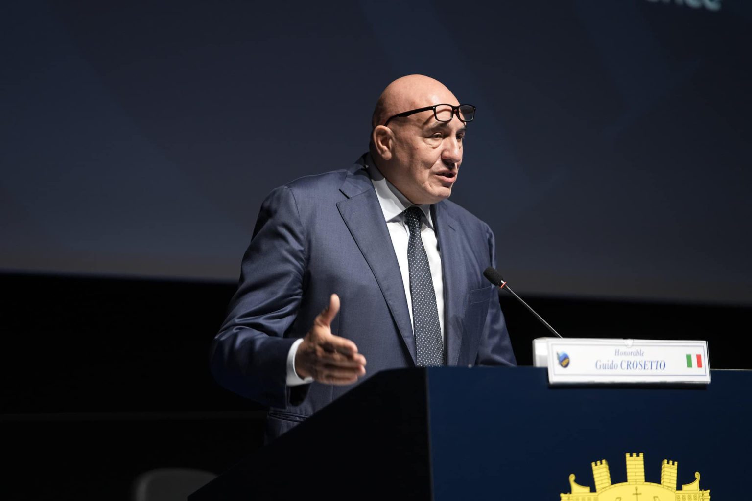 "Sono il ministro, servono soldi per liberare giornalisti rapiti": la truffa a nome di Crosetto ...